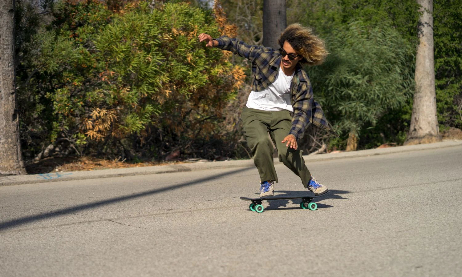 Diferenças entre um Skate de Rua, Surfskate, Cruiser e Longboard: Qual ...